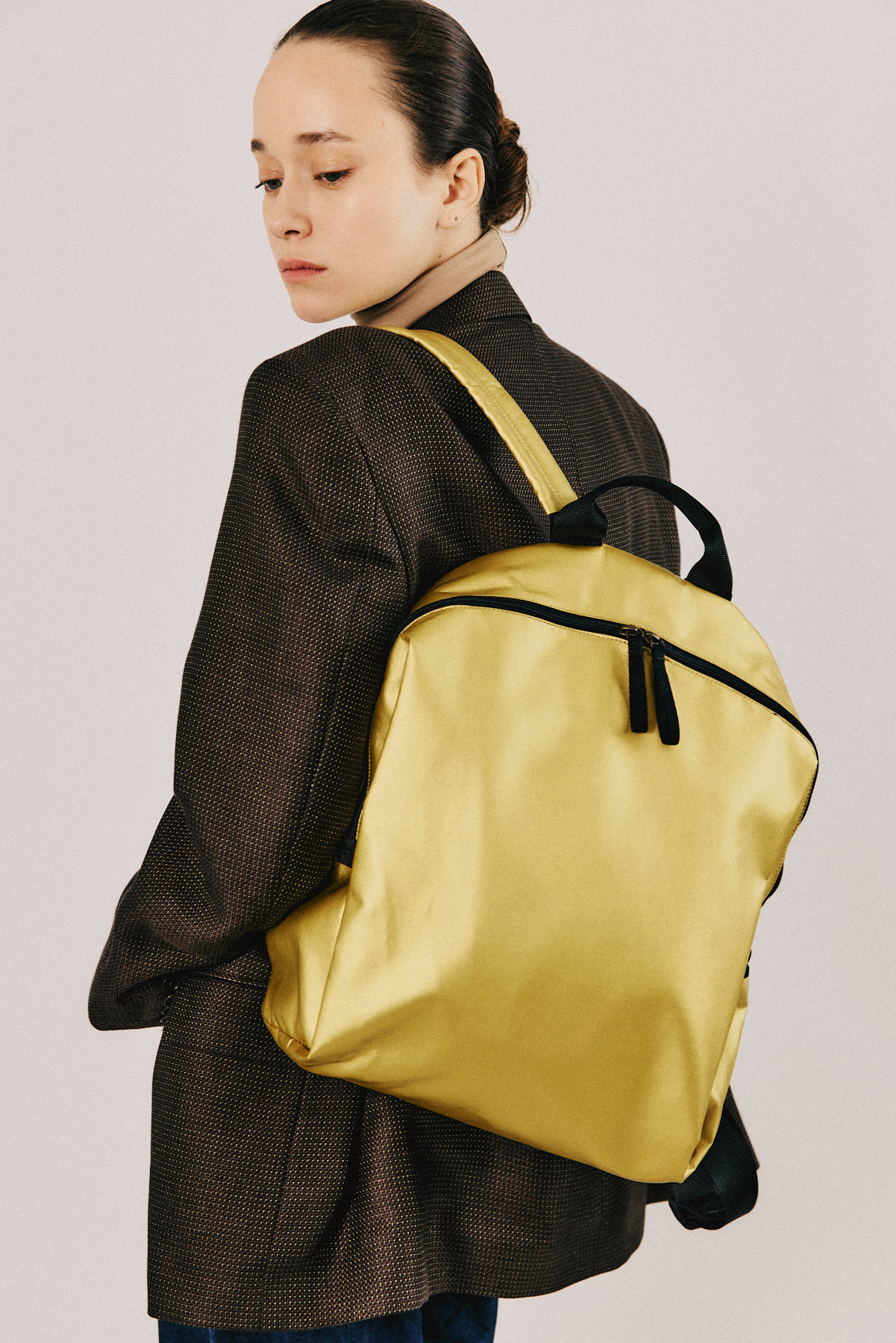 Omega Backpack - Golden — Kisim